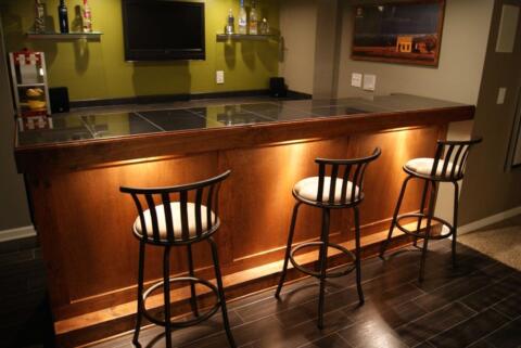 Custom 9 Foot Bar Project | Easy Home Bar Plans